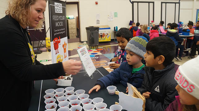 "Mood Boost" Lunch Program Teaches Kids How Food Impacts Mood ...